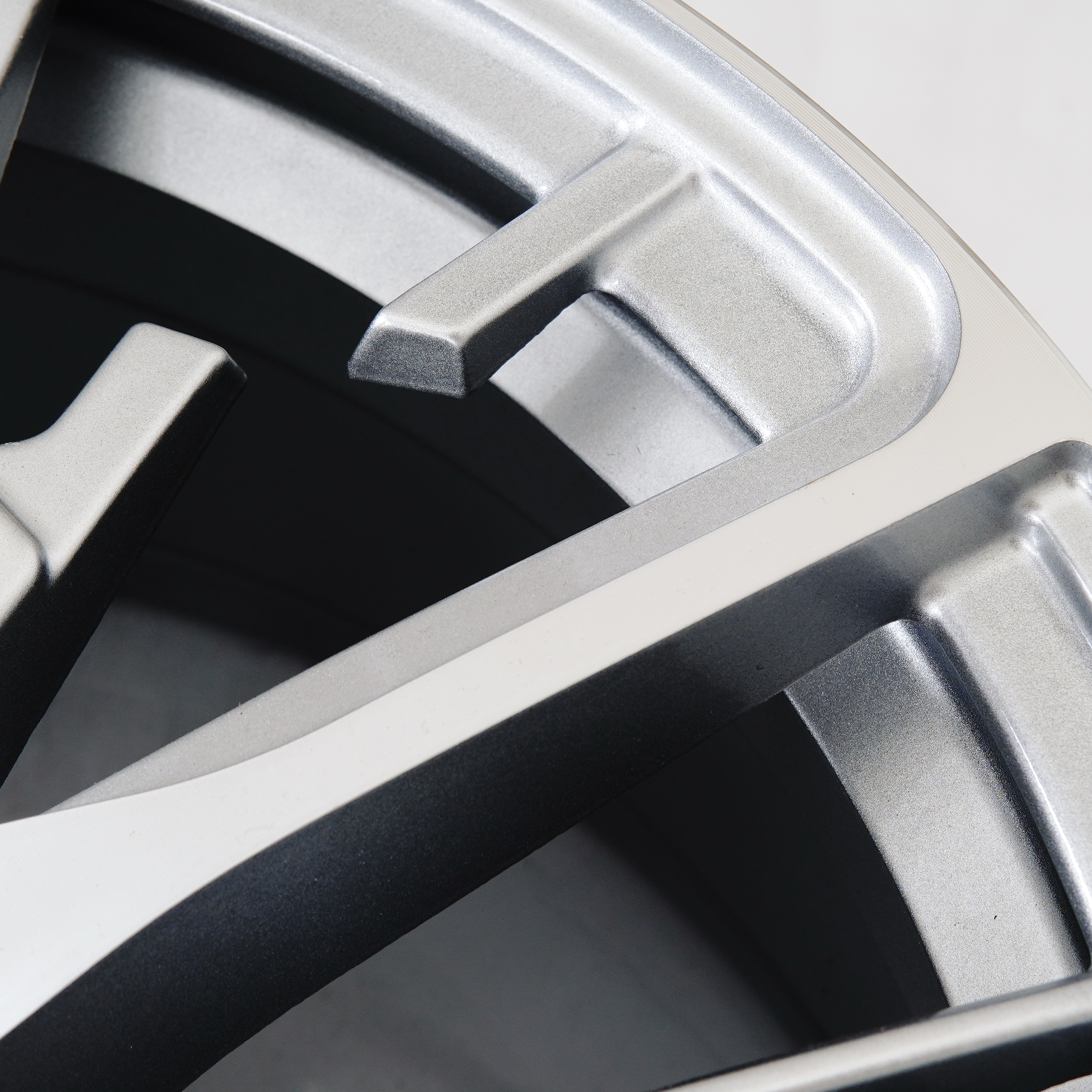 Velg Mbil Alphard ,Xpander, TeriosHSR BANUA R18 SDMF - HSR Wheel